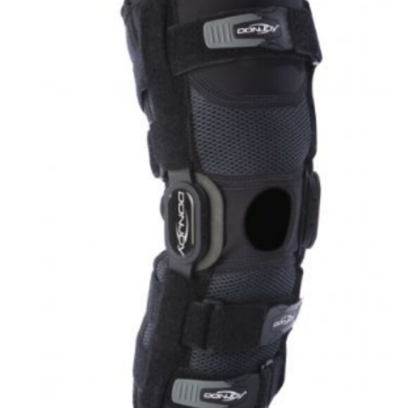 Donjoy | Other | Donjoy Premium Knee Brace Left Or Right Large | Poshmark